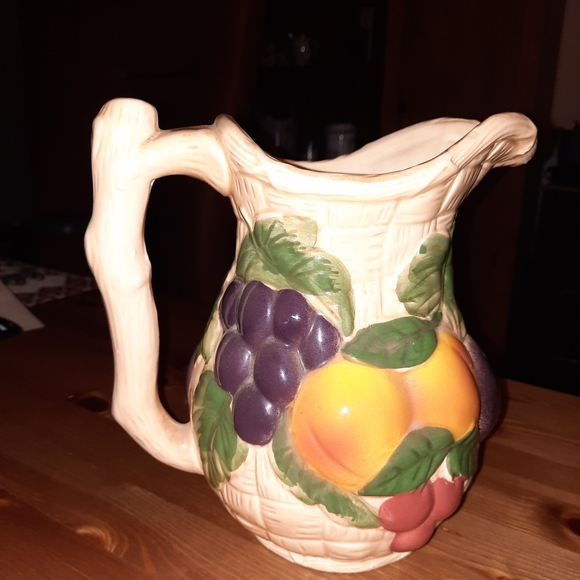 Avon | Dining | Avon Vintage Sweet Country Harvest Ceramic Water ...